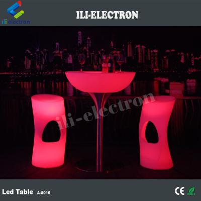 Cina Stylish rechargeable round PE plastic LED bar table/ LED coffee table/ night culb table in vendita