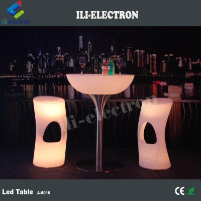 Cina Stylish rechargeable round PE plastic LED bar table/ LED coffee table/ night culb table in vendita