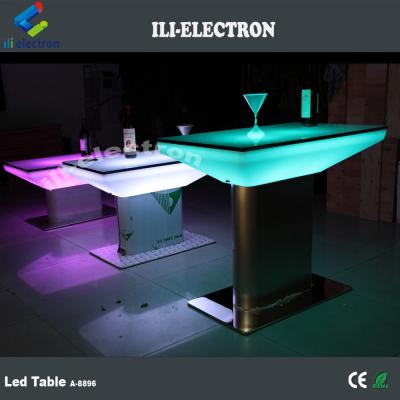 Cina Bar furniture rechargeable led lighted bar tables in vendita