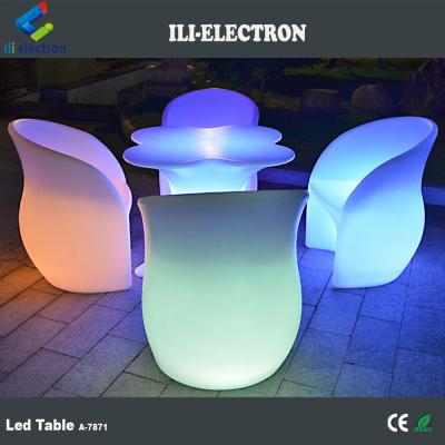 Cina Rechargeable battery operated glowing led bar tables in vendita