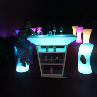 Cina 16 colors changing remote control cheap bar table in vendita