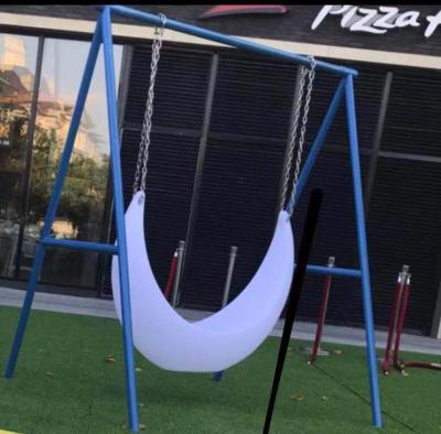 China Recreation Facilities Plastic Swings Led Moon Chair 16 Colors Changing Te koop