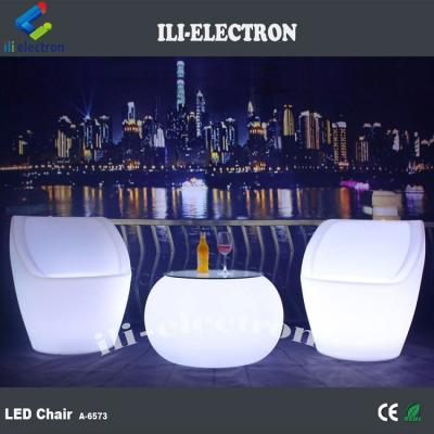 Cina Moderno tavolo da cocktail commerciale illuminato a LED con batteria al litio ricaricabile in vendita