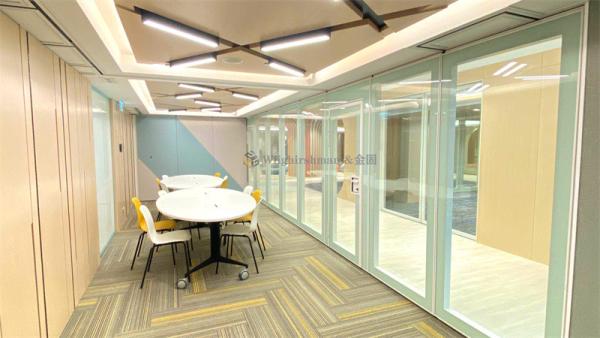 Office Temporary Wall Divider Professional With 35-45dB Sound Insulation
