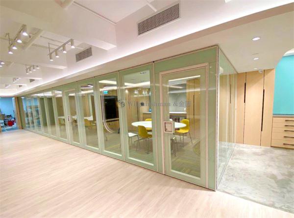 Office Temporary Wall Divider Professional With 35-45dB Sound Insulation