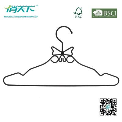 China Betterall Fashionable Chrome Metal Hanger with Skid-proof Shoulder for sale