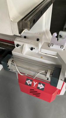 China O servo motor de Sofa Splint Cutting Machine conduz controlado por computador à venda