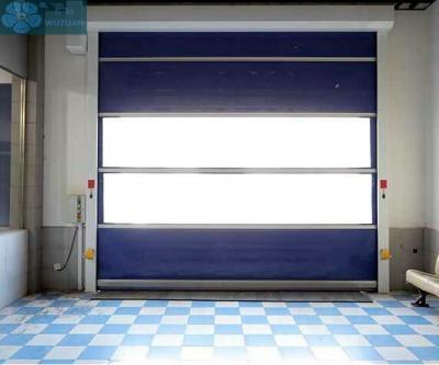 Cina La polvere della finestra di 5.5KW 0.8mm rinforza gli sportelli del rullo del PVC in vendita