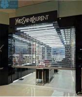China 12mm Bar Polycarbonate Clear Roller Shutters For Store for sale