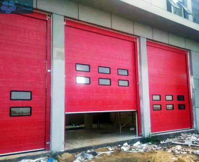 Cina porte commerciali del garage di lunghezza di 40mm 5000mm per la caserma dei pompieri in vendita