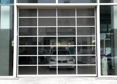 Cina Porte sezionali del garage del pannello di vetro trasparente di alluminio della struttura in vendita