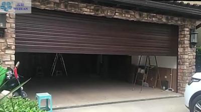 Cina Nessuno sportello di alluminio automatico sbiadentesi del rullo per il garage in vendita