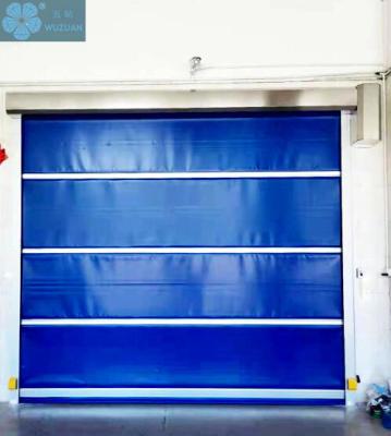 Cina Sportelli rapidi del rullo del PVC di azione con la tenda spessa di 0,8/1.5mm in vendita