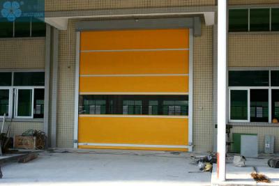 Cina 2m/s che aprono il PVC rapido sopraelevato di azione rotolano sullo sportello 6000x6000mm in vendita