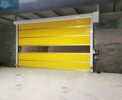 Cina L'otturatore di alluminio automatico di rotolamento veloce della porta del rullo giallo di colore ha azionato la porta ad alta velocità del PVC in vendita