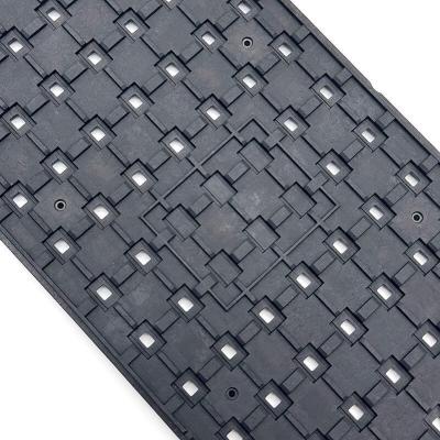 China Precision-Engineered JEDEC Matrix Trays with 165PCS Capacity, 0.76mm Flatness, and 322.6x136mm Outline for sale