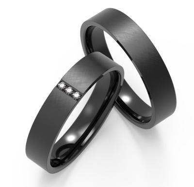 China Couple Matte Black Titanium Wedding Ring Sets Inlaid Zircon With Sunken Ring Inside for sale