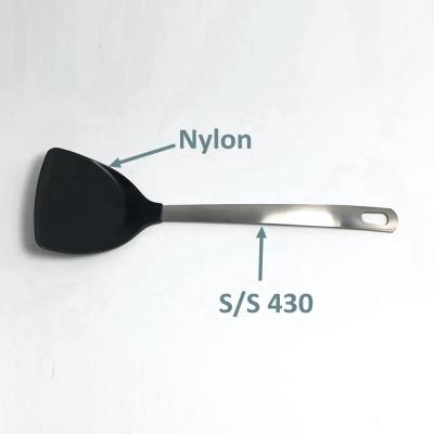 Cina 7PCS utensili da cucina in nylon non appiccicosi con maniglia in acciaio inox in vendita