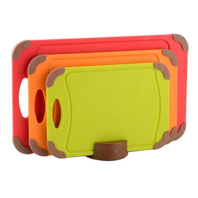 Cina Tavola di taglio per indici di plastica personalizzata Magic Cook Tavola di taglio in plastica a 3 pezzi Colore in vendita