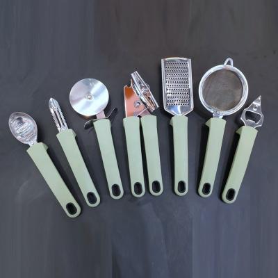 Cina Home Cucina TPR Maniglia utensili in acciaio inossidabile Set con porta e altri utensili da cucina in vendita
