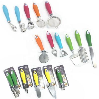 Cina Peeler di patate di frutta in acciaio inossidabile Julienne Peeler per gadget di cucina personalizzati 2023 in vendita