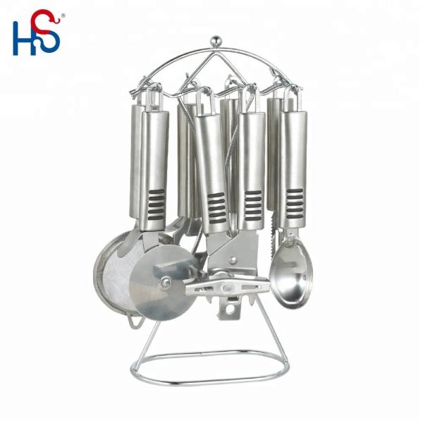 Quality Kitchen Gadgets Stainless Steel Garlic Press Crusher Sustainable Utensils for for sale