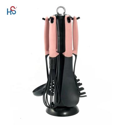 Cina 7 pezzi di utensili antiaderenti con utensili da cucina in silicone resistenti al calore e maniglia TPR in vendita