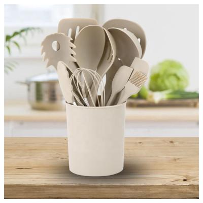 Cina Strumenti da cucina antiaderente 12pcs Silicio utensili da cucina Set con secchio e maniglia di legno in vendita