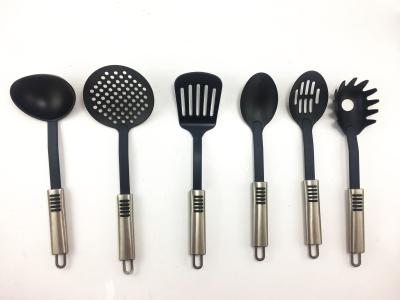 Cina Apparecchi da cucina con rivestimento antiaderente e resistenza alle alte temperature in vendita