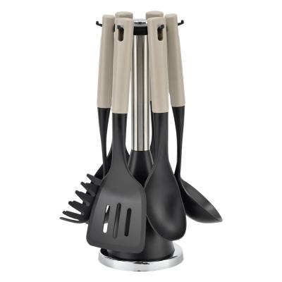 Cina 7 pezzi utensili da cucina utensili da cucina set con maniglie colorate durevole e resistente al calore in vendita