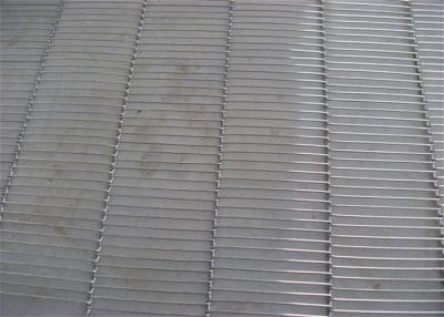 China Correia transportadora da rede de arame de aço inoxidável equilibrada do metal para o transporte do alimento à venda