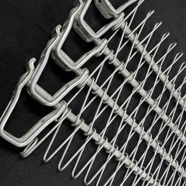 Ceinture de convoyeur en treillis spiraux pour les tours de refroidissement