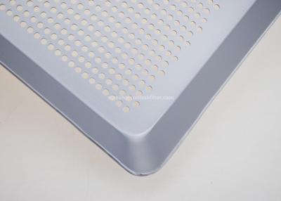 China FDA 1.5mm Thickness Bakeware Baking Tray Perforated for sale