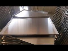 How to choose food grade bakery tray?