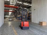 China Electric Pallet Stacker 1.5 Ton Load Capacity 3m Lifting Height Warehouse Automatic Stacker for sale