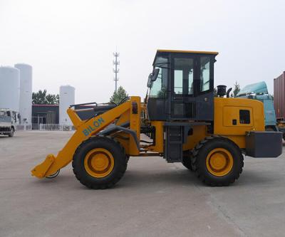 Cina Potente caricatore a ruote con motore diesel WD10G220E23 2300r/min Velocità nominale 3000mm totale in vendita