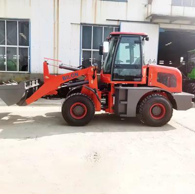 Cina Mini Compact Loader da 1 tonnellata 1,2 tonnellata 1,5 tonnellata 1,8 tonnellata Front End Wheel Loader con joystick AC e 2,0m3 di capacità del secchio in vendita