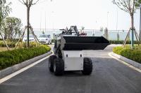 China Infront Mini Skid Steer Loader 200kg 17.2kW Compact High Efficiency for sale