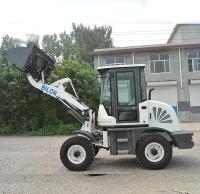 China Telescopic Wheel Loader 800kg Rated Load 25KW Engine Compact Front End Loader for sale