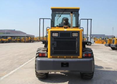 Cina Forza di scavatura scaricante elevata dell'interasse lungo del caricatore della ruota anteriore da 3 tonnellate forte in vendita