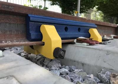 China Innovative Temporary Railway Rail Joint Clamp GWJ Non-hole Clamping Device for sale