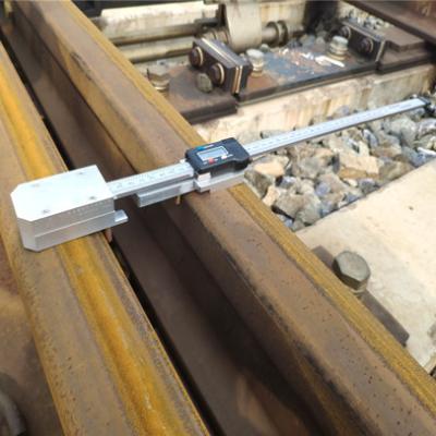 China Electronical Rail Track Measuring Equipment Gauge 1600×30×60mm for sale