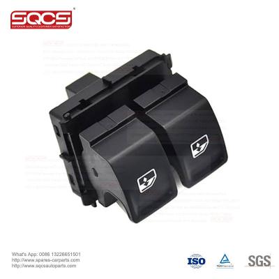 Cina Interruttore alzacristalli lato conducente a 4 pin OE 5G0959858E Connettore per VW Crafter / GOLF VII in vendita