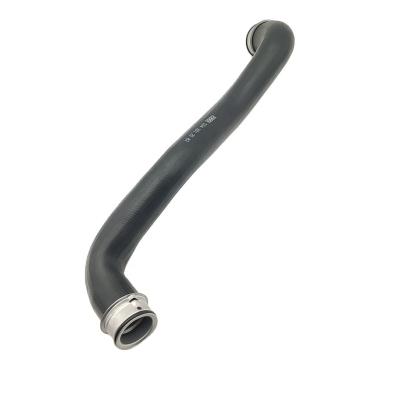 China Upper Coolant Pipe OE 2045012582 for Mercedes-Benz W212 W204 E200 E250 C200 C250 Automotive Cooling System 100% Tested for sale