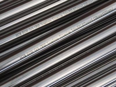 China Tubo sem emenda de aço inoxidável Ferritic super--A solução do condensador à venda