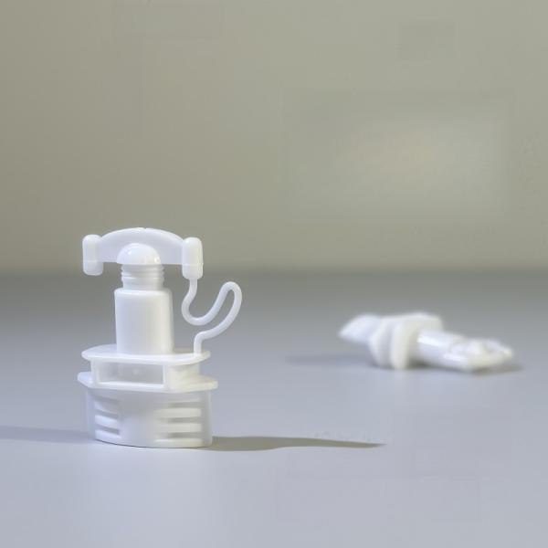 Quality High Hardness One Way Degassing Valves Burr Free Coffee Bag Valve Scratch Resistant Injection Molded for sale