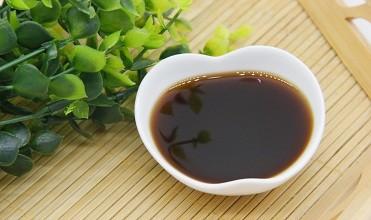 Cina Fertilizzante organico liquido soluble in acqua NPK Estratto di alghe marine in vendita