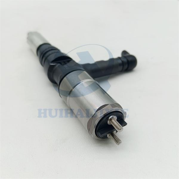 Quality 6218-11-3101 Common Rail Fuel Injector Parts 6218113101 For Engine 6D140E for sale
