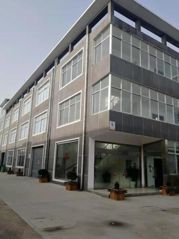 Verified China supplier - Taixing Xuezhong Bristles & Brushes Co., Ltd.