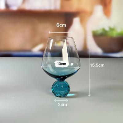 China Handgeblazen wijnglas met kristallen kleurgradiënt uniek wijnglas als cadeau voor feest Te koop